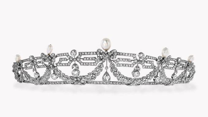 Royal bride Harriet Sperling’s tiara choice was a modern pivot that ...