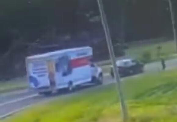 Caught on video: Deputies say 3 people arrested after staging crash