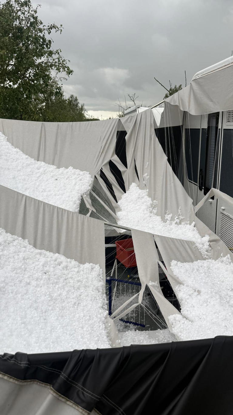 Veel schade aan tenten en caravans na noodweer op camping in Brabant
