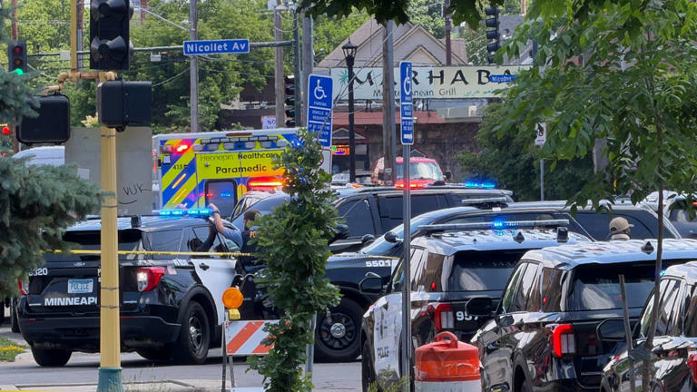 Breaking: Suspect shoots at Hennepin County deputies in Eat Street area ...