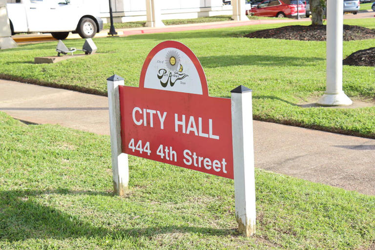 Port Arthur cashier's office will relocate temporarily