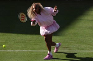 Serena Williams laces up pink Nikes for her return to the tennis court