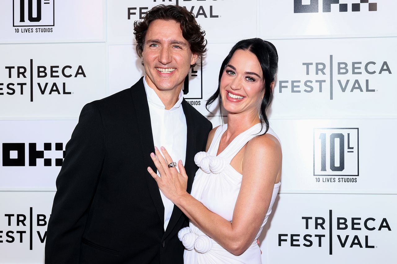 Katy Perry posts TikTok of her glamorous date-night look worn for her ...