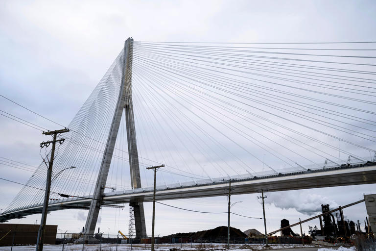 Carney announces opening date for Detroit bridge