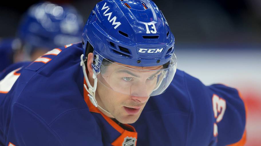 Insider drops Barzal update Islanders fans wanted to hear