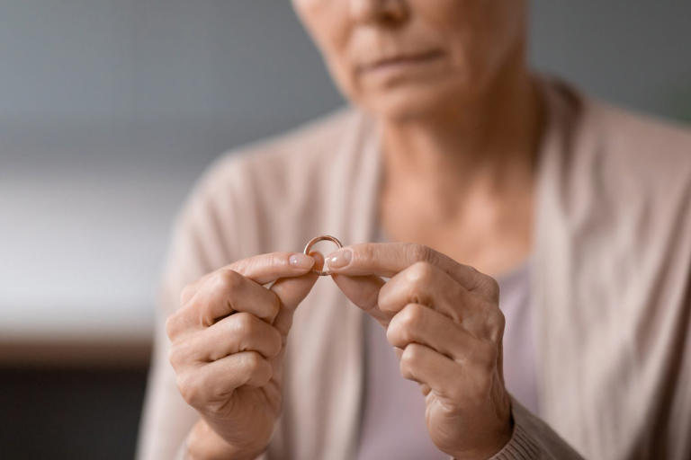 74-year-old with $2.6M discovers late husband’s IRA RMD doubled her tax ...