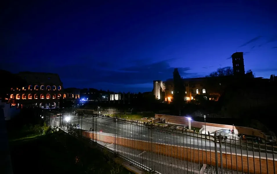 Italian students' protest uncovers hidden Roman villa near Colosseum