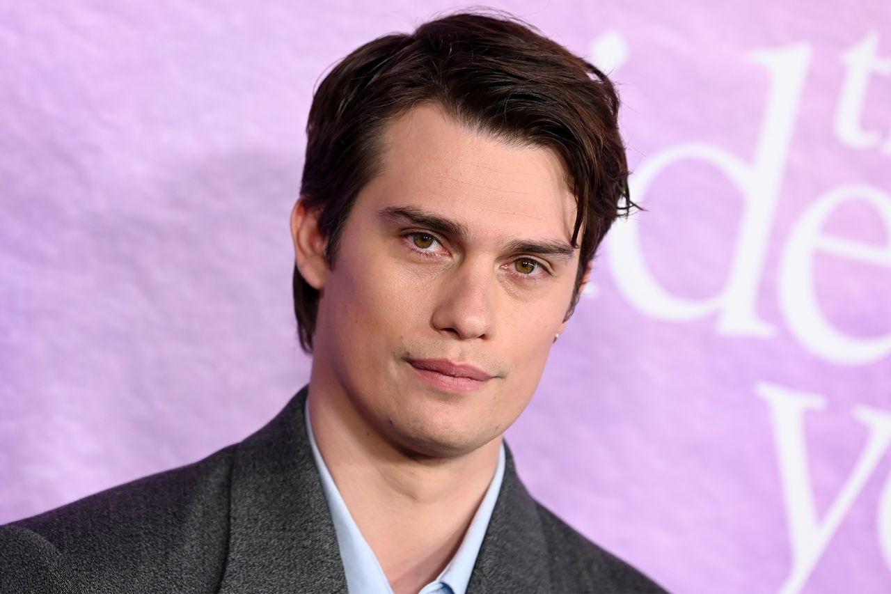 Nicholas Galitzine takes on role of supermodel and cult member Hoyt ...