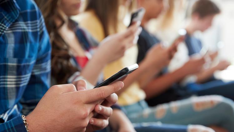 Denver Public Schools passes bell-to-bell ban on cell phones