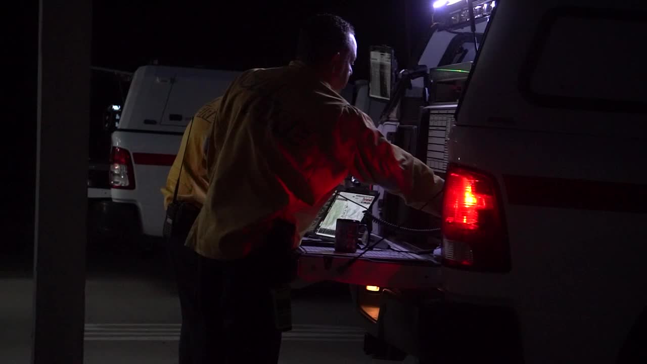 Border 6 fire reaches 100% containment after burning 2,500 acres