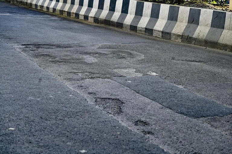 Pre-monsoon pothole drive exposes Nagpur's crumbling internal roads
