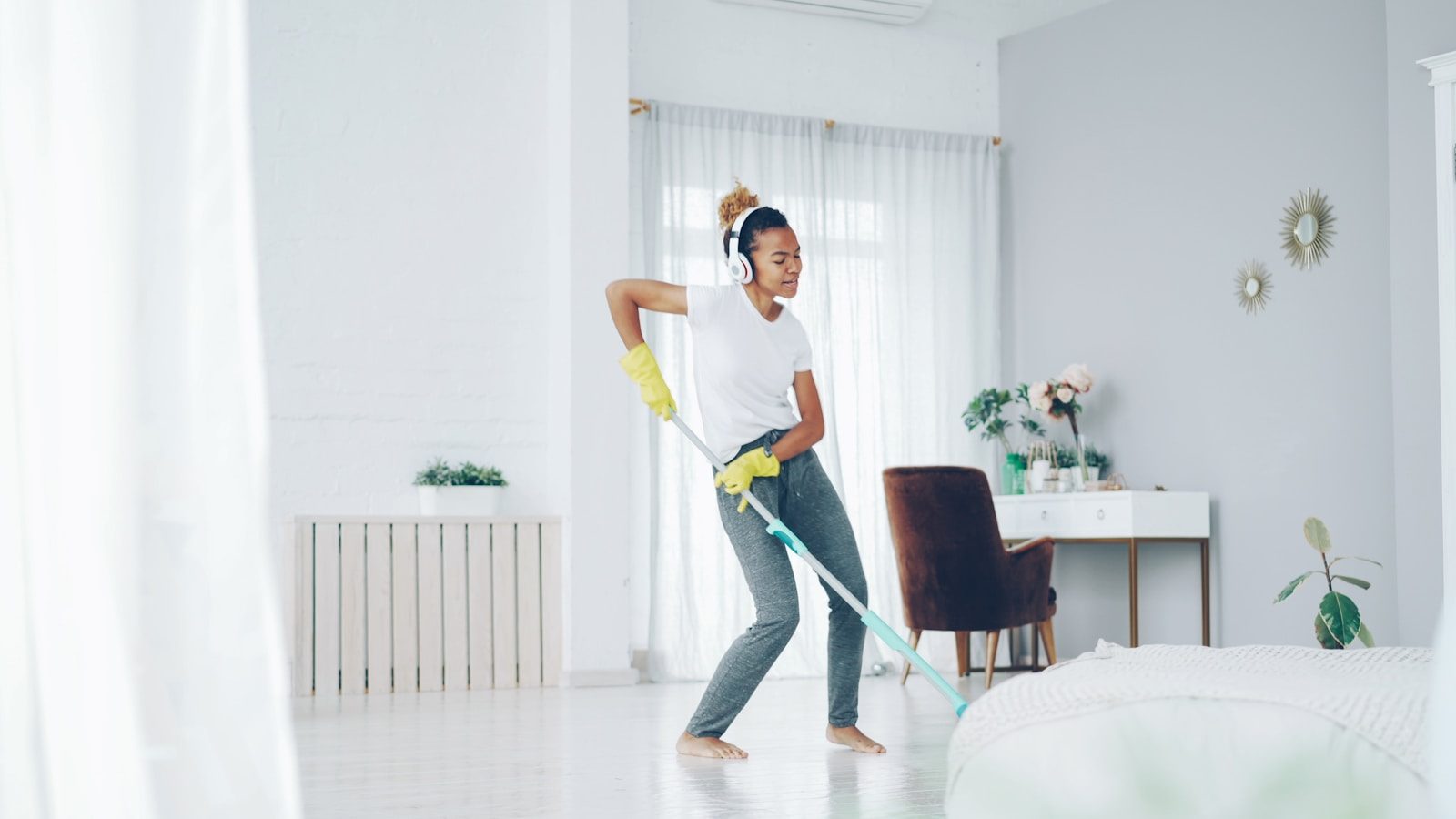 8 smart home hacks that make everyday life easier