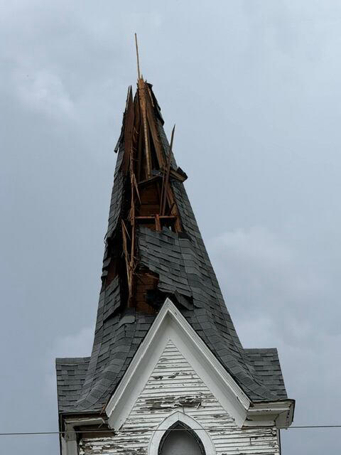 Church struck by lightning, burns to the ground in Cheyenne County