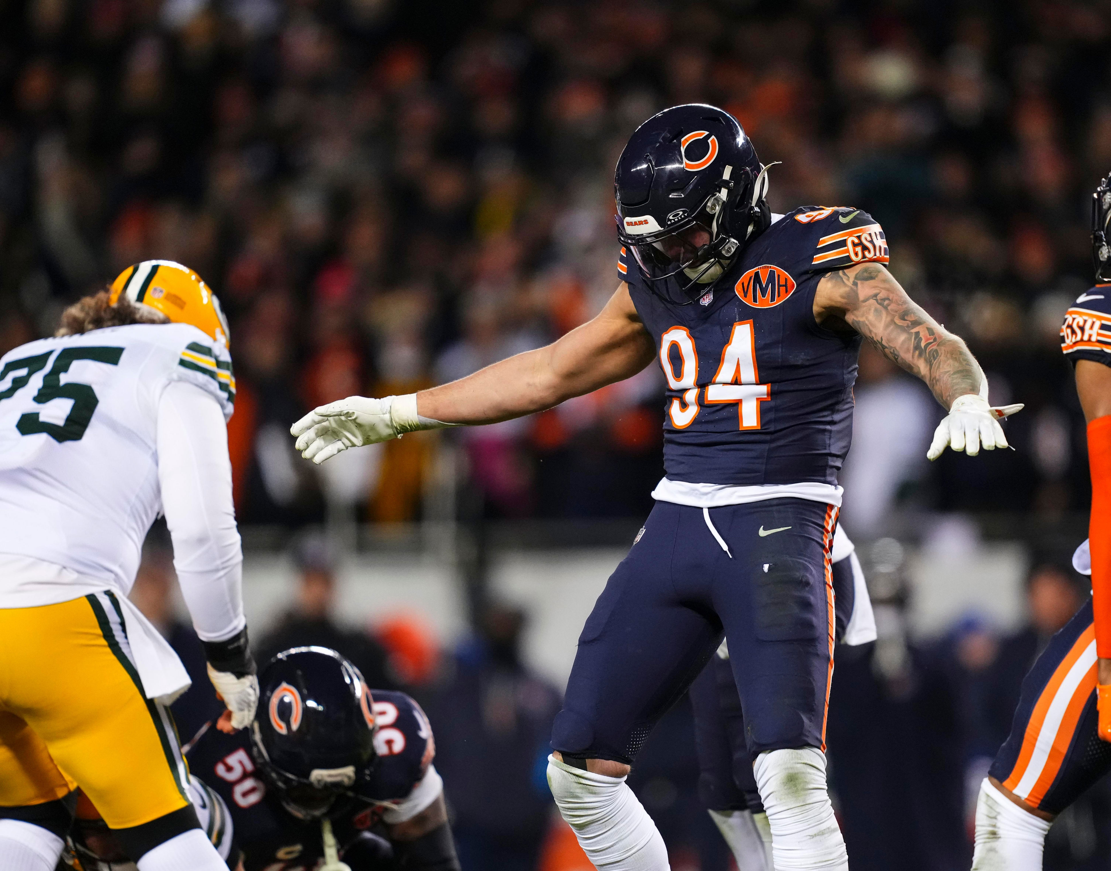 Chicago Bears poll of the day: Can Austin Booker get 10 sacks?