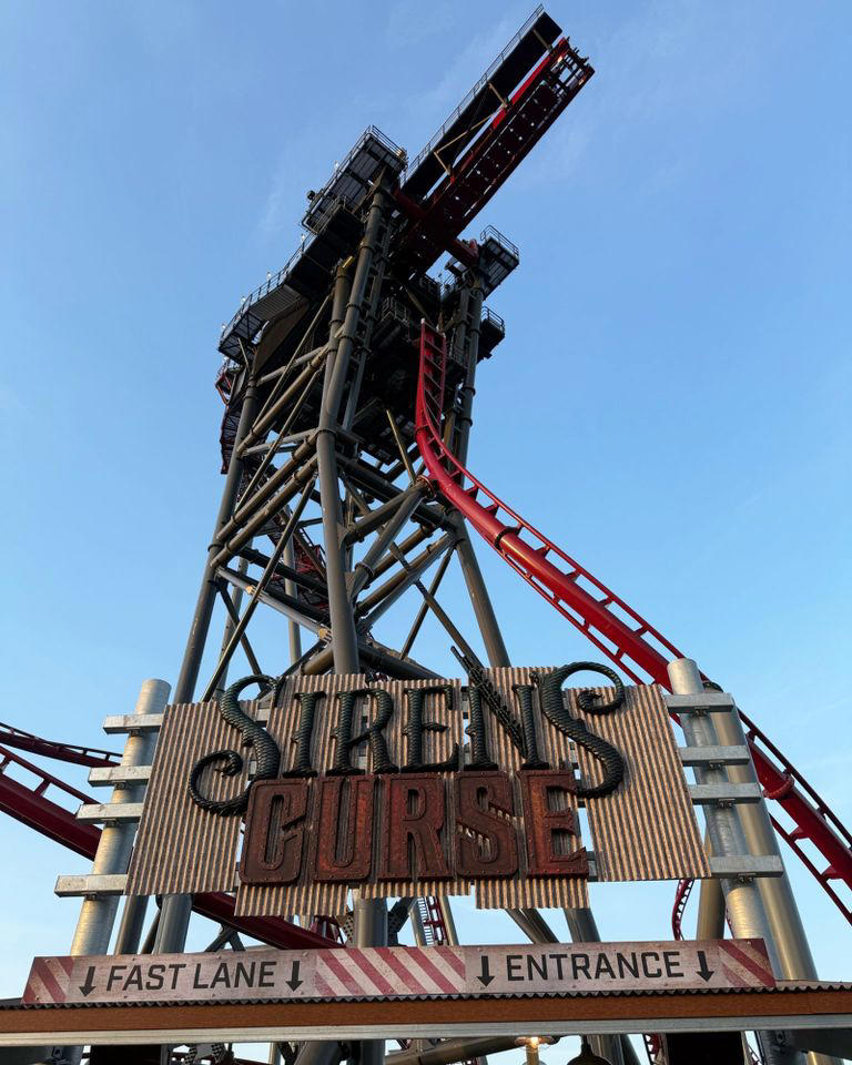 Terrifying 'Tilt' coaster strands riders hanging vertically 160 feet ...