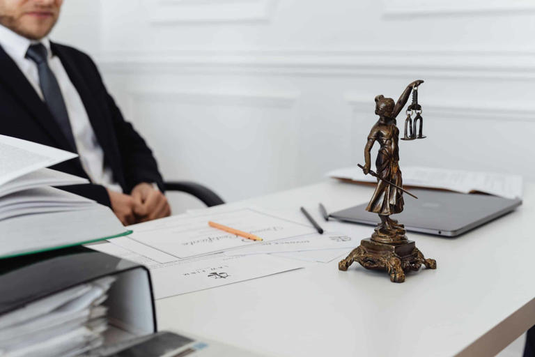 What sets a personal injury law firm apart in complex cases