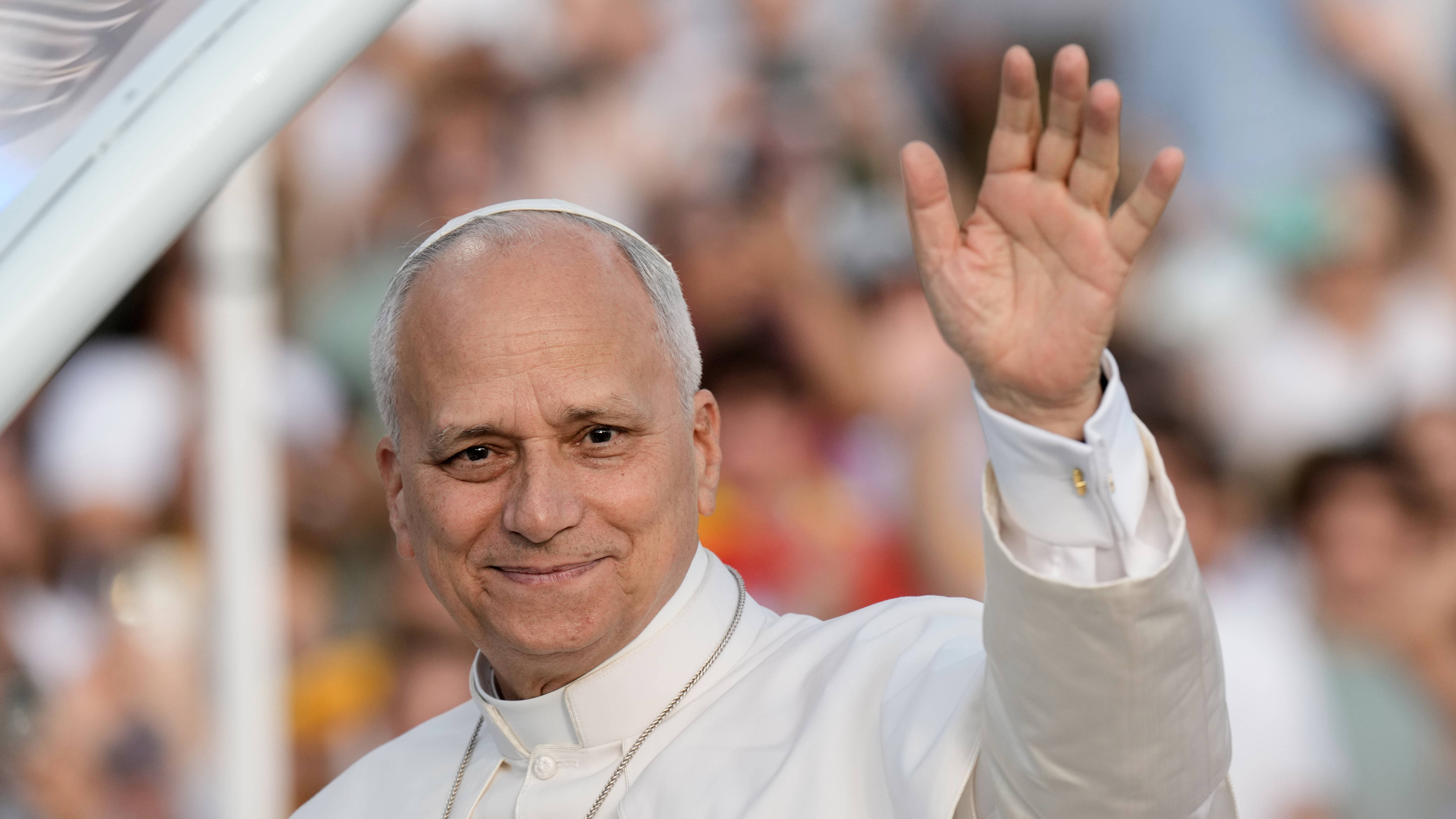 Pope discusses depression and domestic violence at Spain youth rally