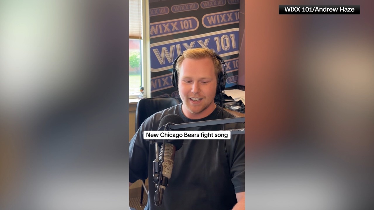 Green Bay radio host sings parody Bears fight song: 'Hammond, Indiana'