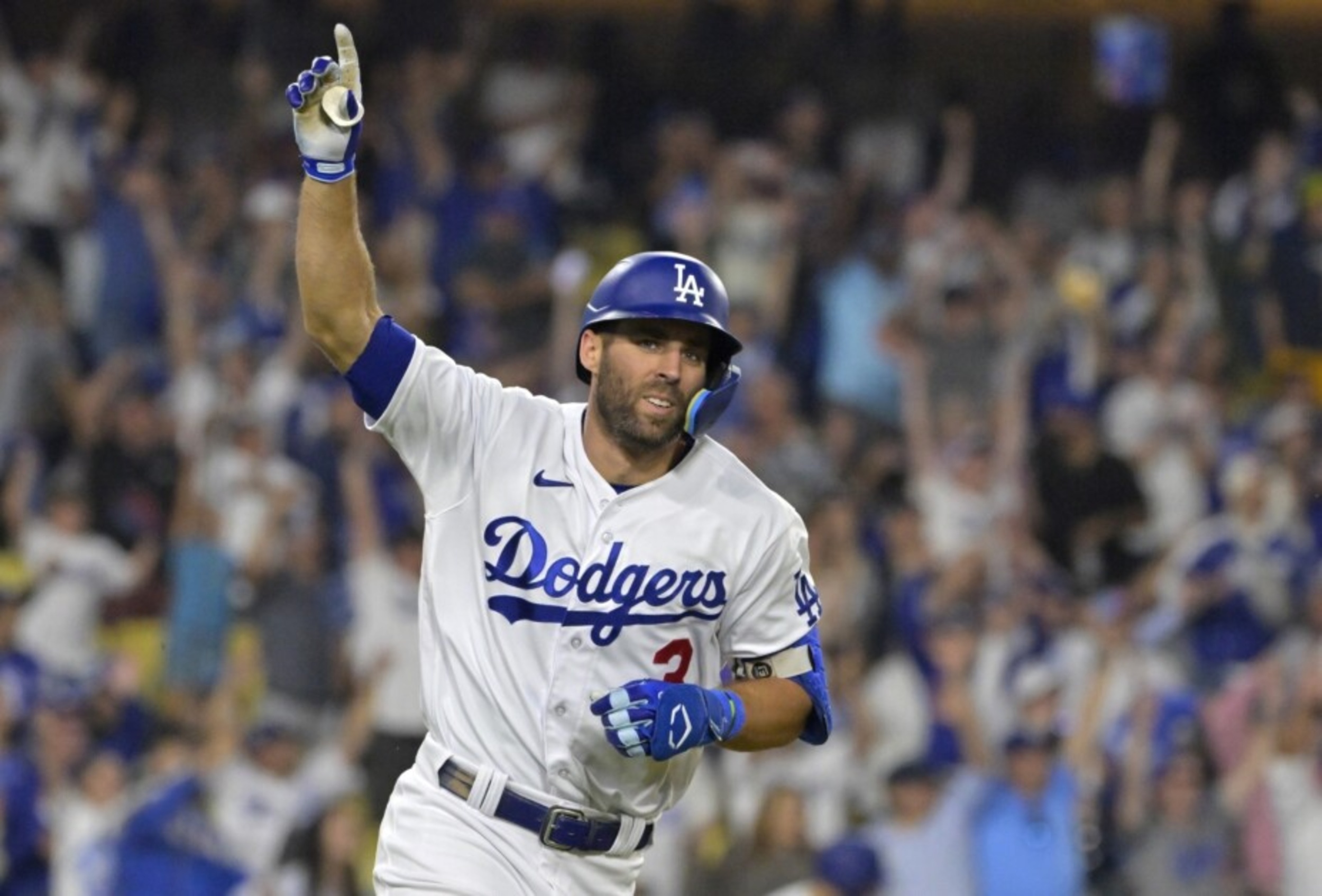Chris Taylor explains retirement decision saga & thanks Dodgers fans