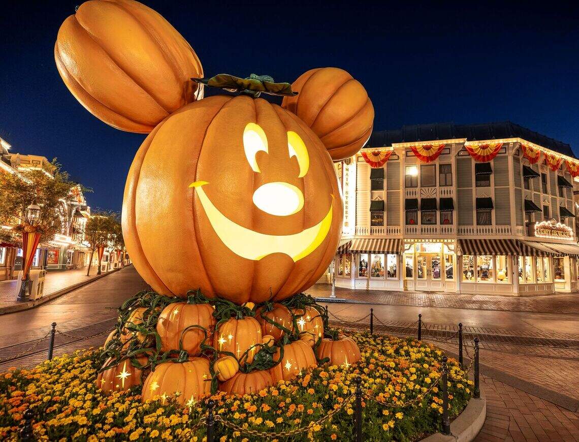 Disneyland Resort unveils schedule for popular Halloween season. What ...