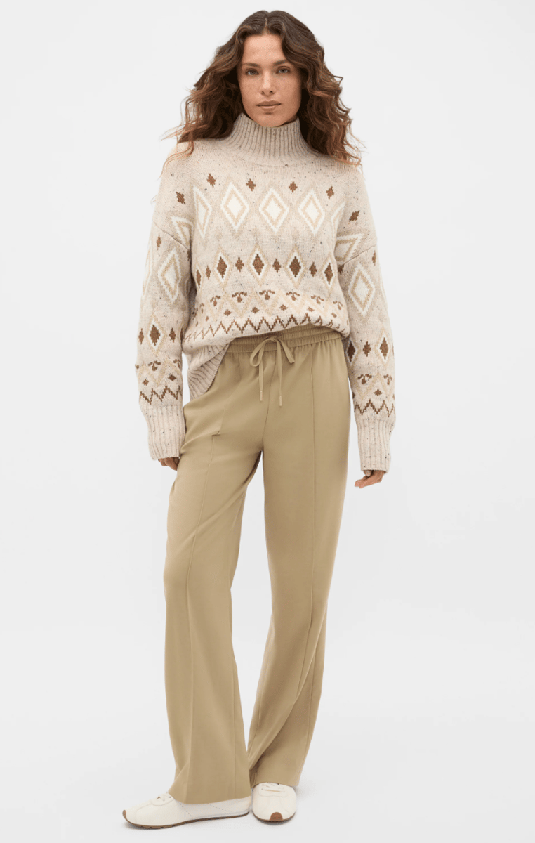As a bargain-loving fashion editor, this $50 knit is all I want to wear ...