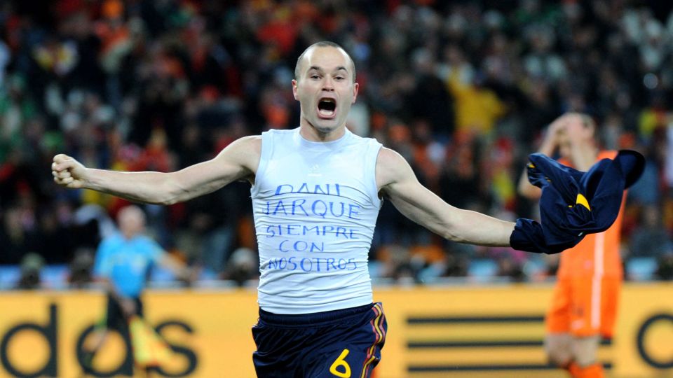 ¿Qué fue de Andrés Iniesta, la leyenda de España que le dio su primer ...