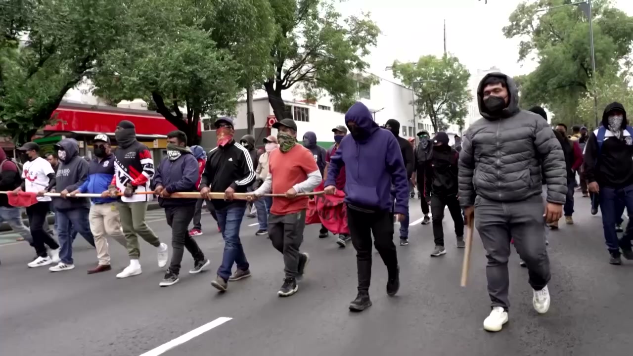 Police block teachers' march to Mexico City World Cup stadium