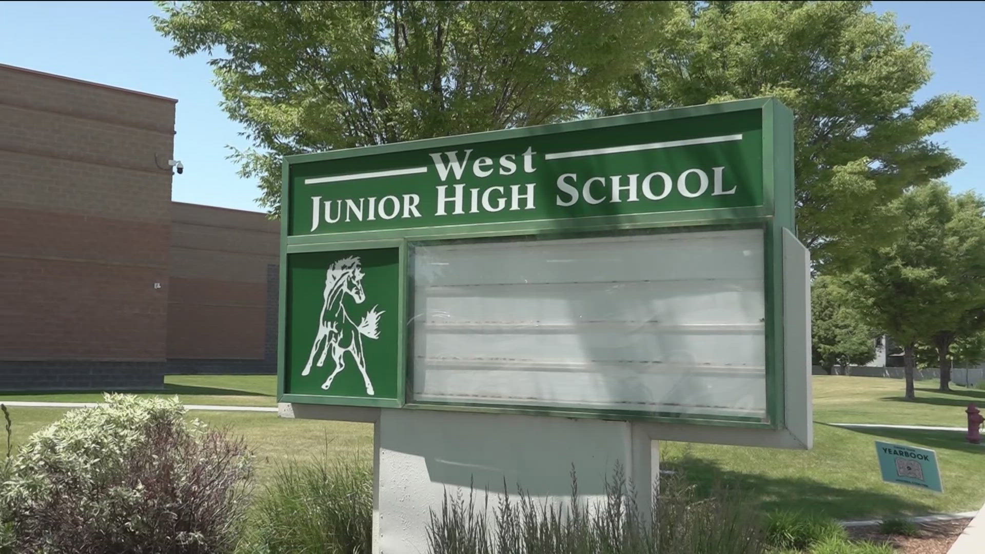 Boise schools to pay $720K after teacher's rodent infestation lawsuit