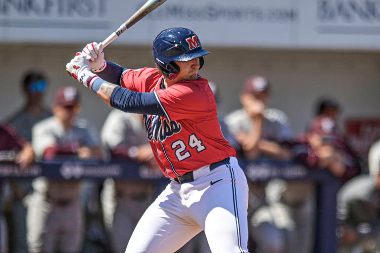 Two former Wildcats are headed to the College World Series