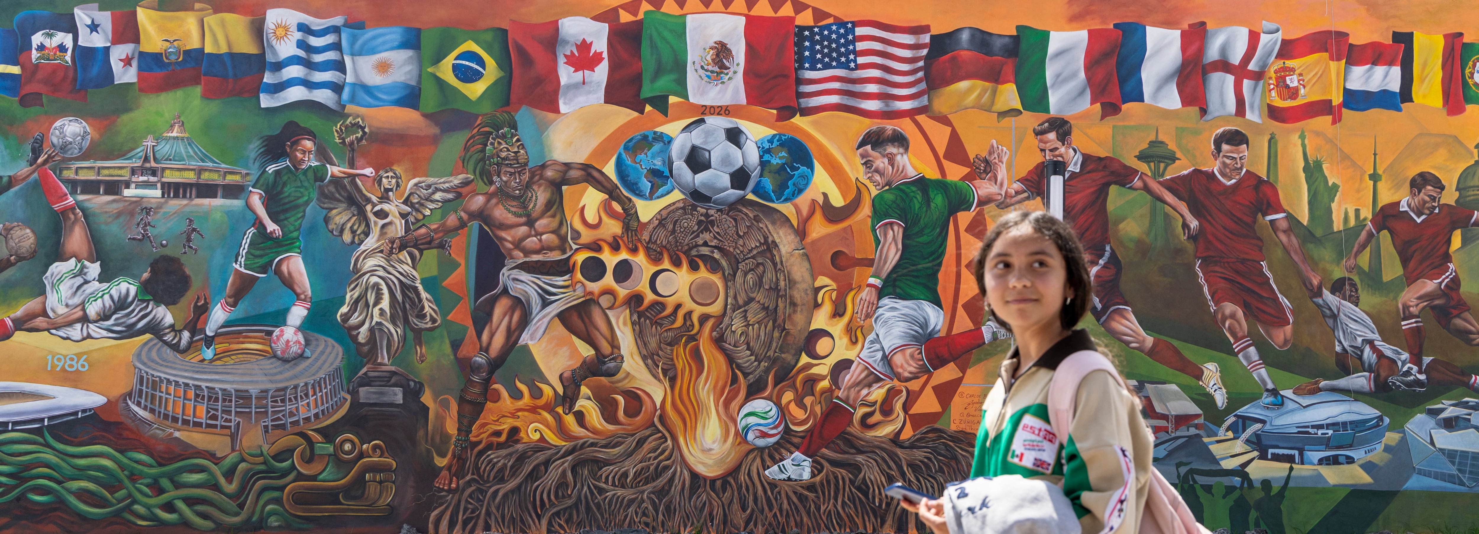Mexico's 200-meter World Cup mural sets Guinness record