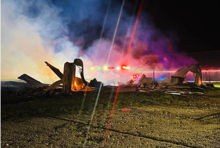 Fire destroys building at Bremond chicken farm