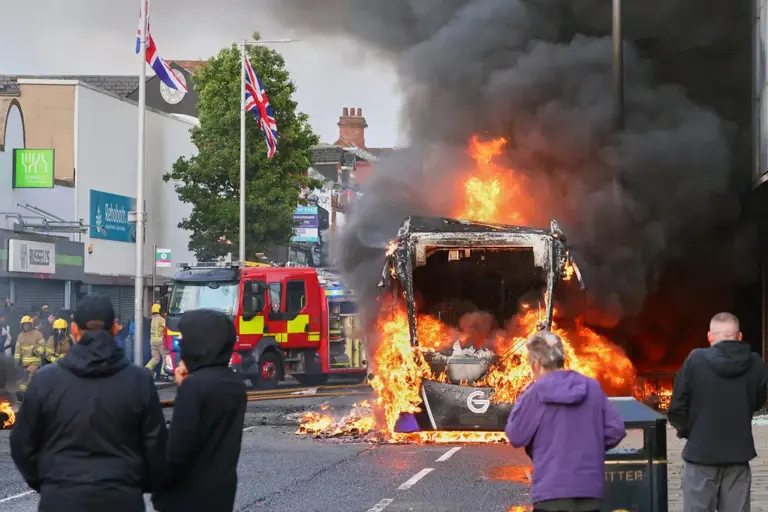 Riots consume Belfast over attempted beheading by Sudanese immigrant