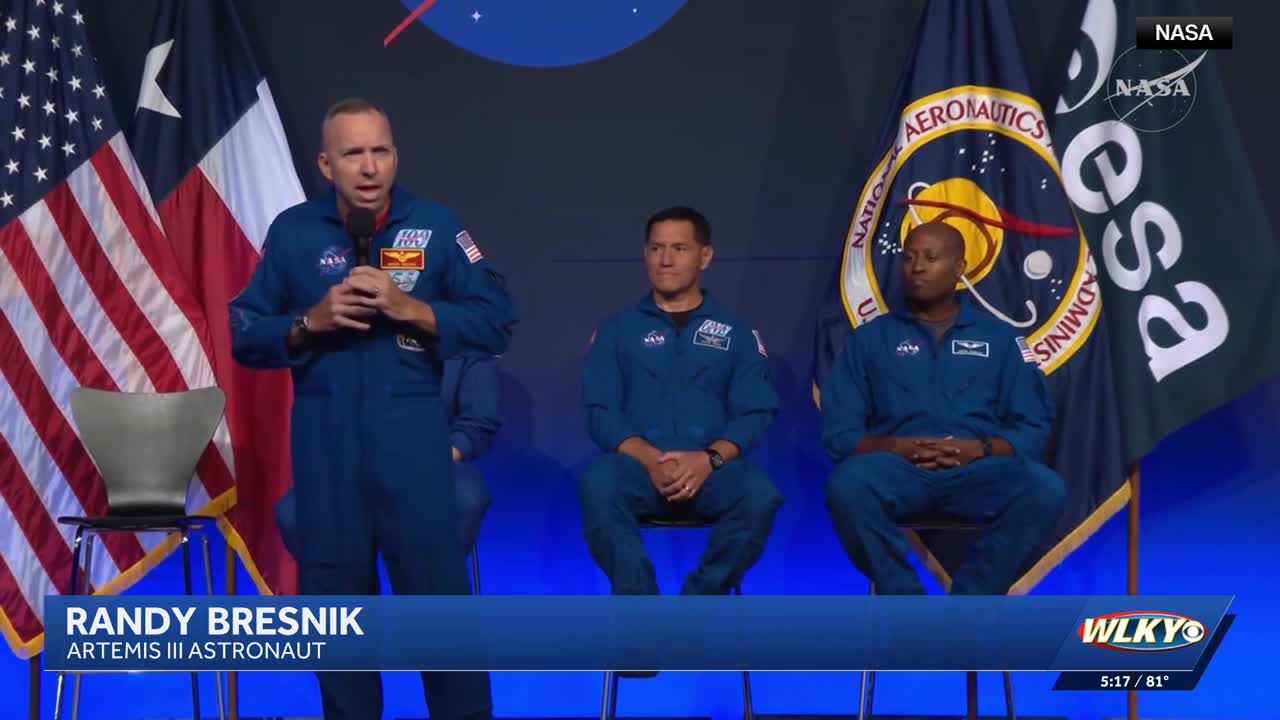 Kentucky-born astronaut chosen to command NASA's Artemis III mission