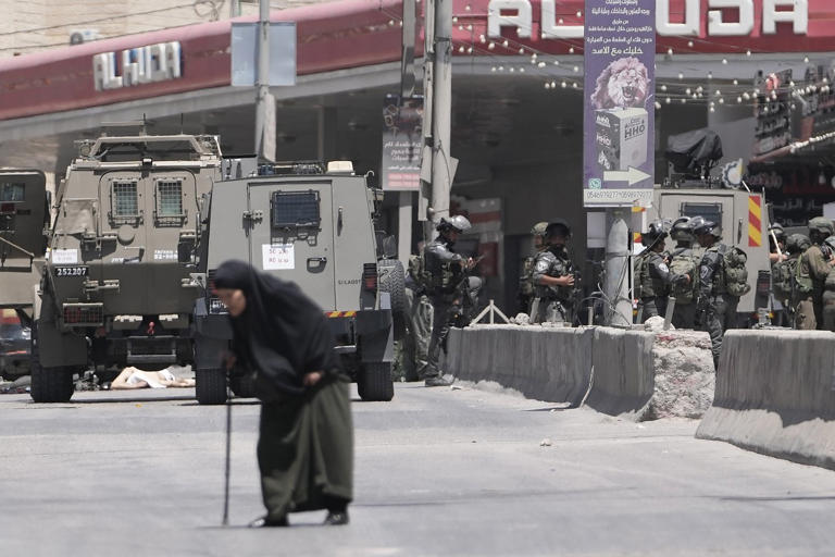 Canada sanctions more 'extremist' West Bank settlers, prompting ...