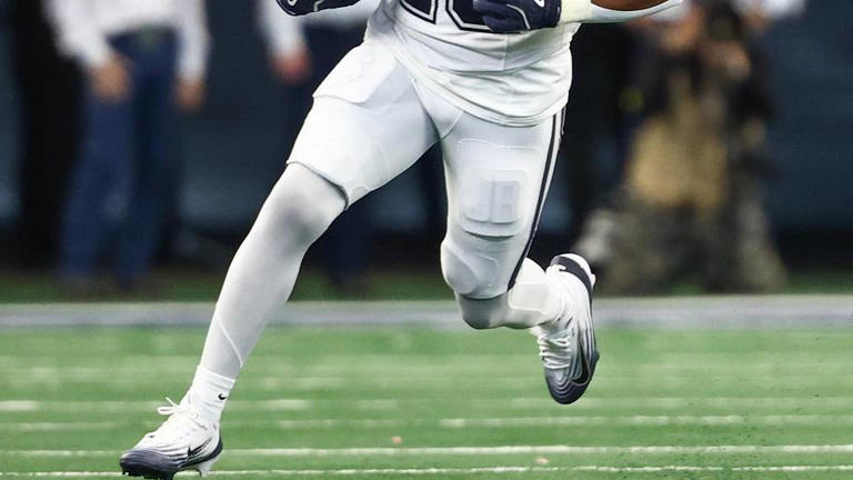 Cowboys coach Brian Schottenheimer details Jaydon Blue's dramatic growth