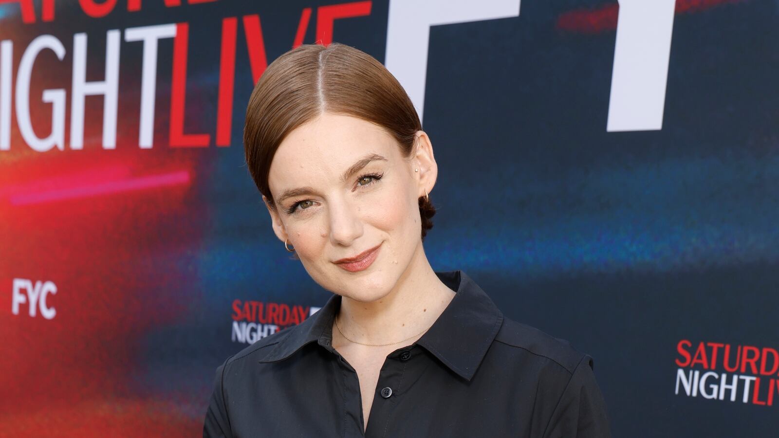 SNL breakout star cast as Oscar winner's sister in rom-com