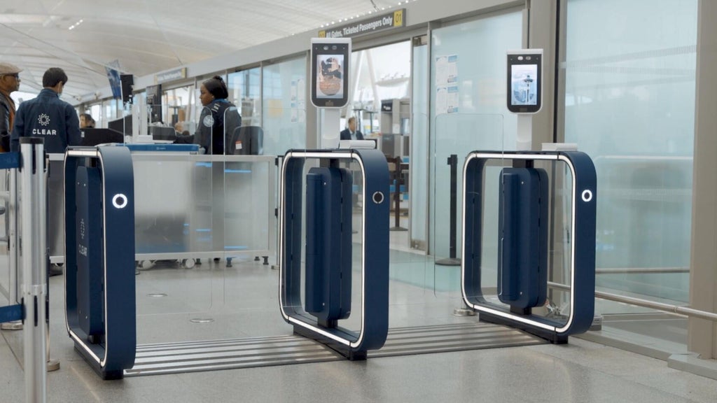 CLEAR launches biometric e-gates at O'Hare International Airport