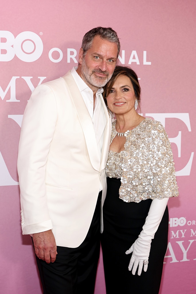 How Mariska Hargitay, Peter Hermann use humor in tough conversations