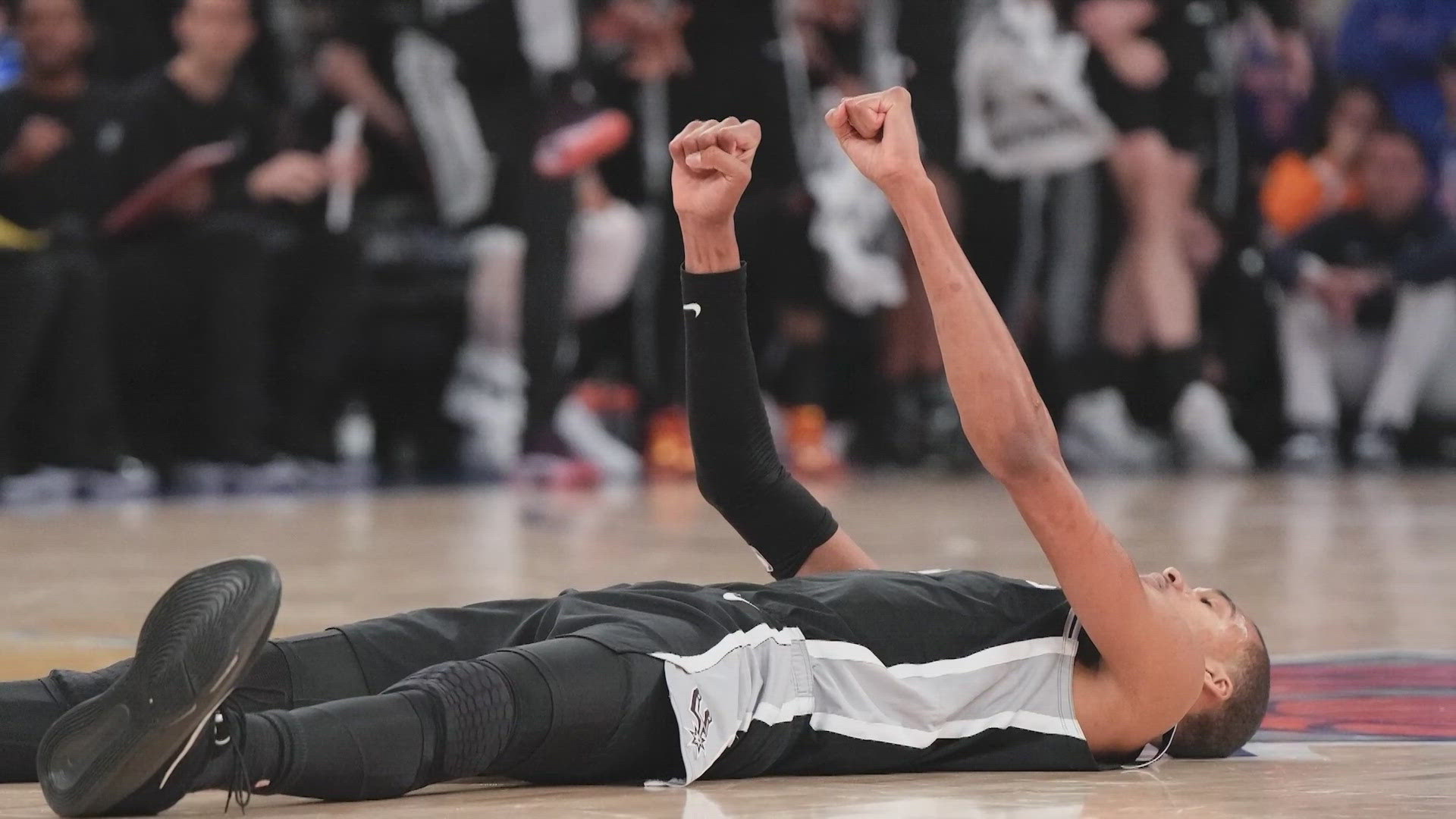 Spurs earn their hard-fought win at Madison Square Garden against the ...