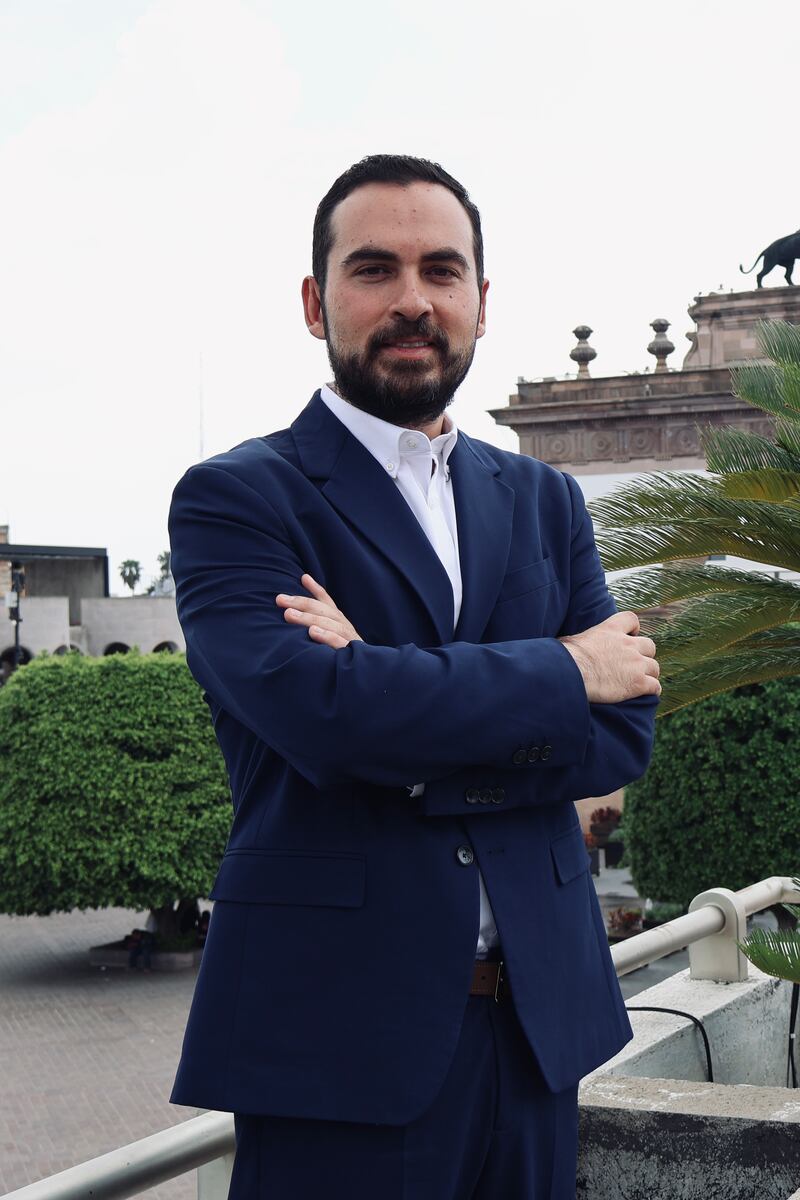 Alan Sahir Márquez frena vacíos legales ante la inteligencia artificial
