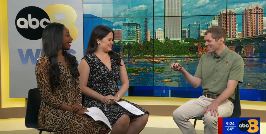 8News meets new Wildlife Center of Virginia ambassador Ziggy the snake