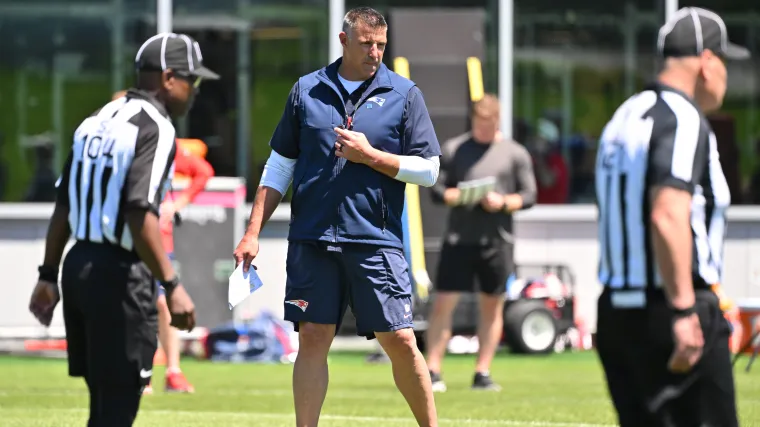 Patriots' Mike Vrabel gives vague answer when asked about Gabe Jacas ...