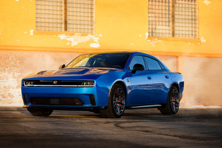 Dodge can’t sell the Charger to Americans, so it’ll try with Europeans