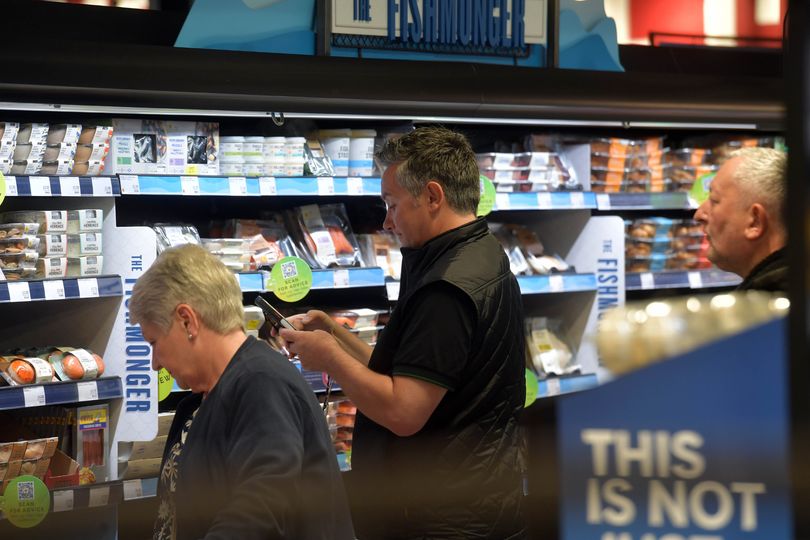 Marks & Spencer announces 1,000 new training places for young people ...