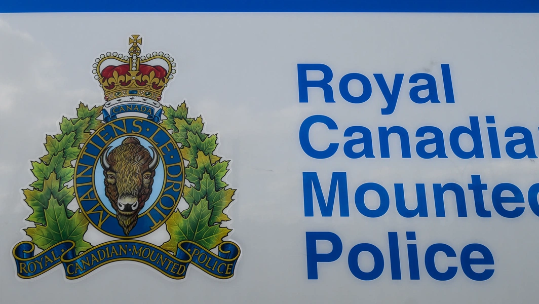 RCMP investigate Lake Diefenbaker drowning, renew safety call