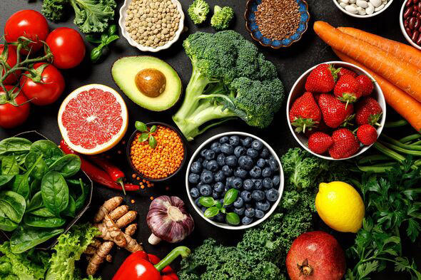 Eating 1 popular fruit each day can 'ward off cancer and slash blood ...