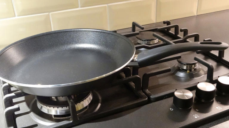 How toxic is non-stick cookware (really)?