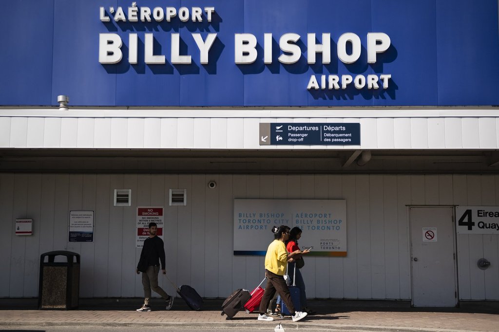 Public consultations on expanding Toronto Island airport begin