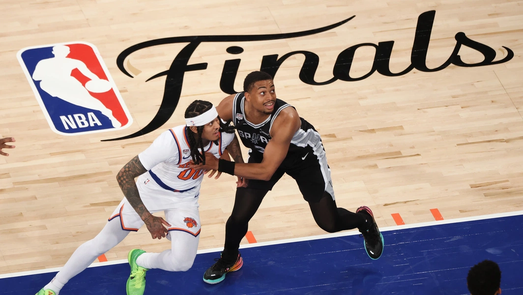 Mike Brown slams officiating after Knicks' Game 3 loss