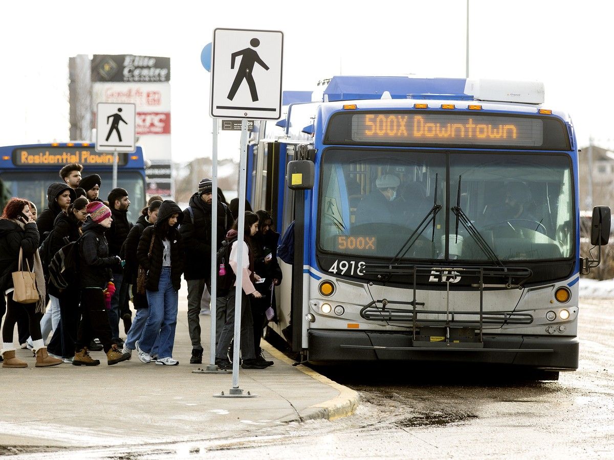 Opinion: Will Alberta, Edmonton invest in vital public transit?